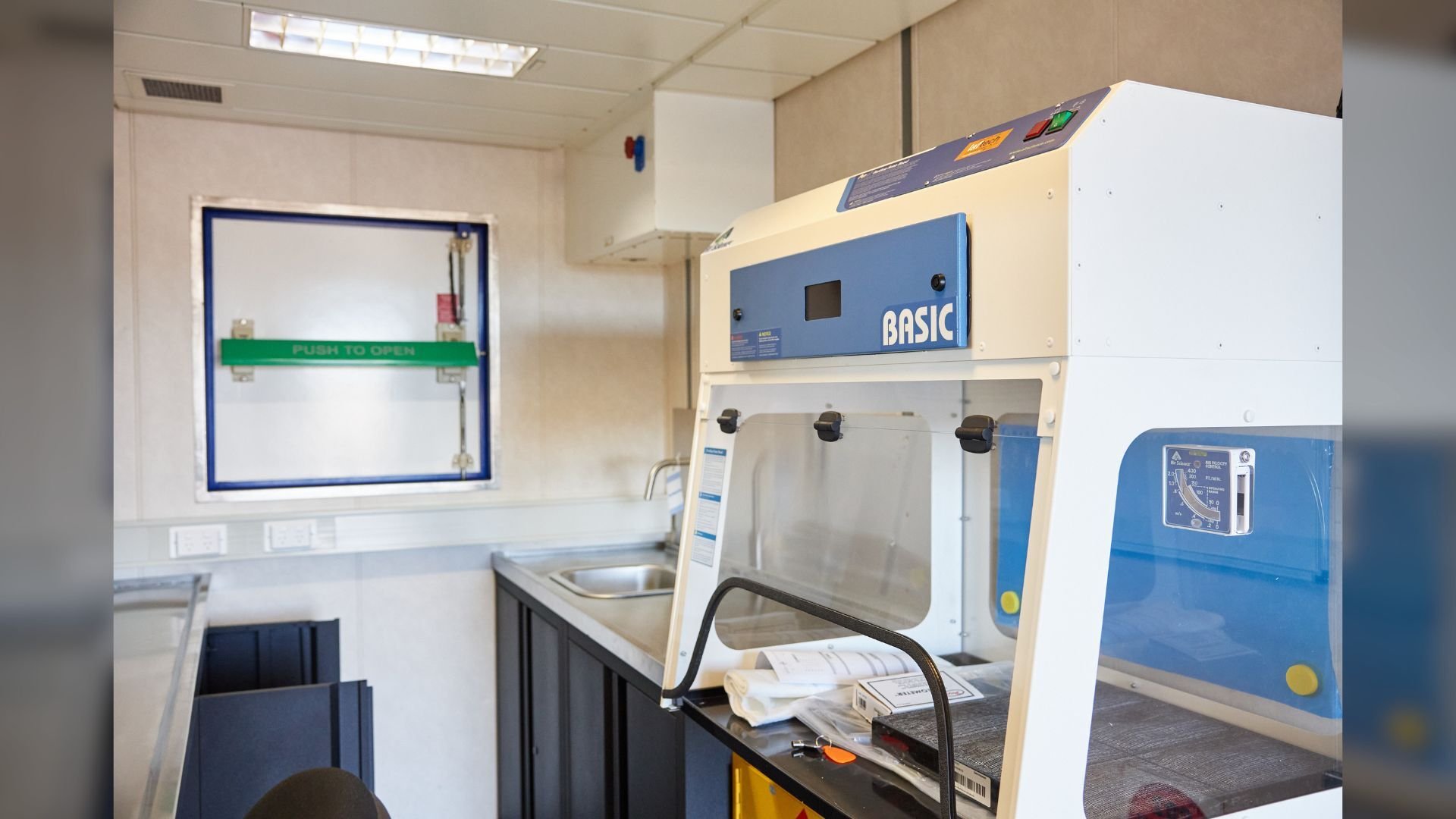 Laboratory module for CCS operations